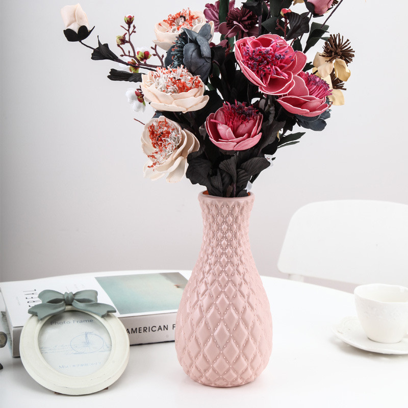 Nordic Plastic Small Pineapple Vase Home Living Room Dining Table Vase ...
