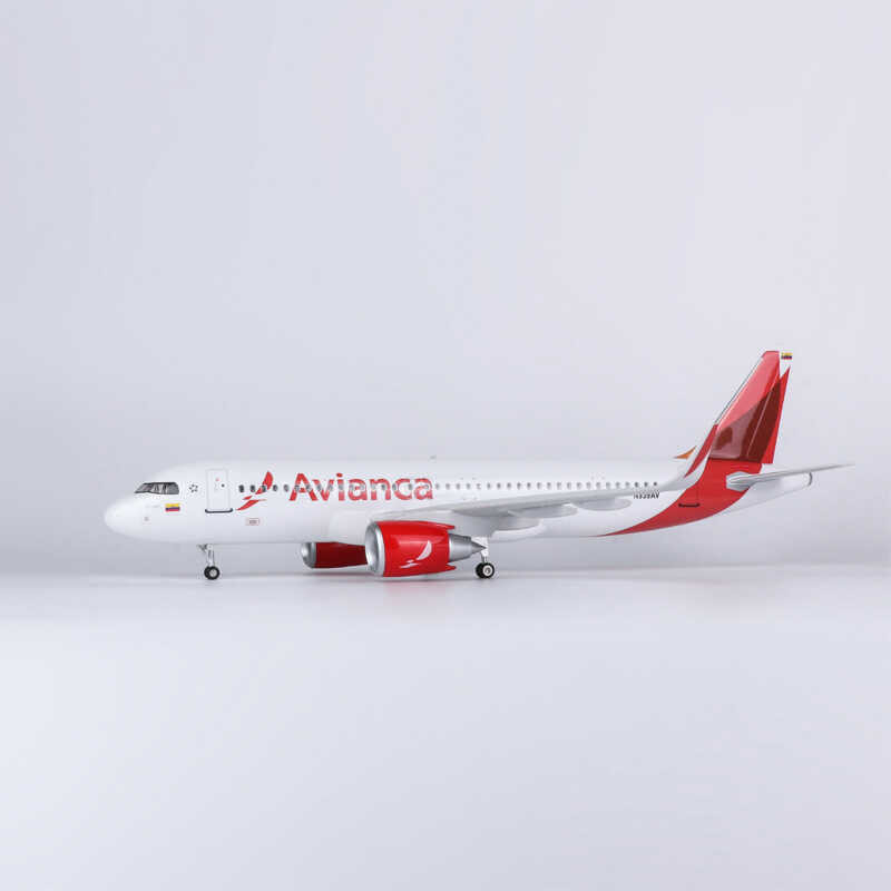 Scale 1:150 Airplane Diecast Resin Aircraft Avianca Boeing B787/A320 ...