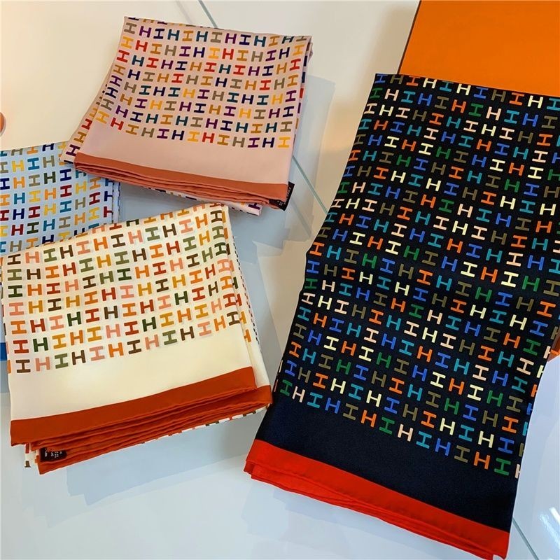 HERMES Spring And Autumn French Silk Scarf 90CM Large Square Scarf ...