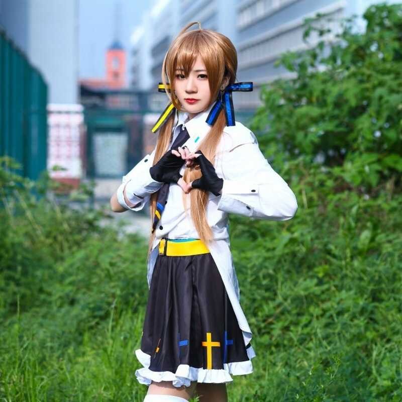 Concave and Convex World Comfortable and Modified Female Body Cosplay ...