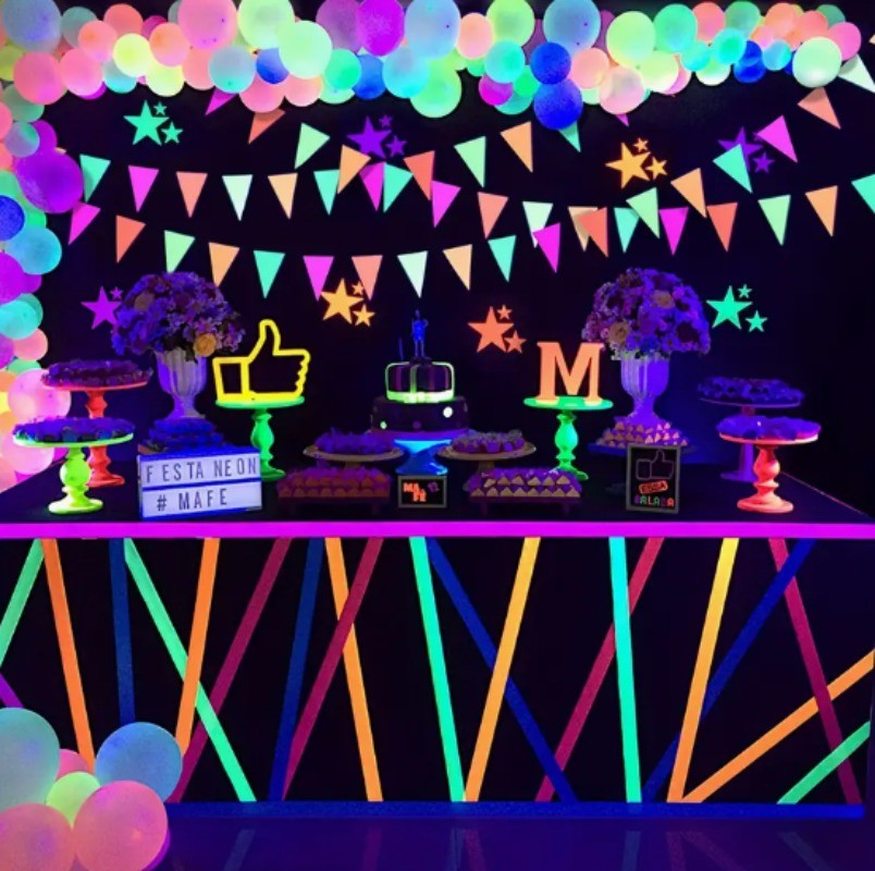 4M Neon Paper Pennant Banner - Mini Fluorescent Triangle Flag - Glow ...