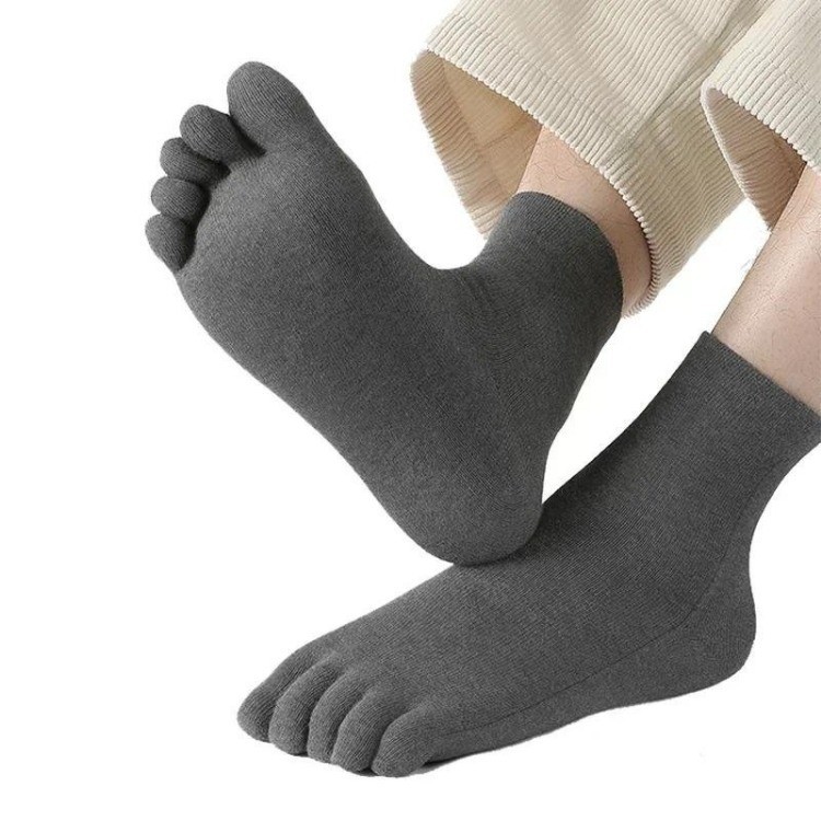 Men's Solid Toe Long Socks Casual Cotton Separate Five Finger Socks ...