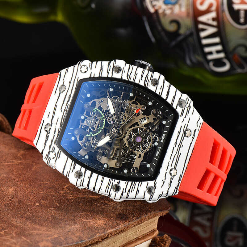 White Wine Barrel Shaped Wood Pattern Dial Visual Pulse Layered Quartz ...