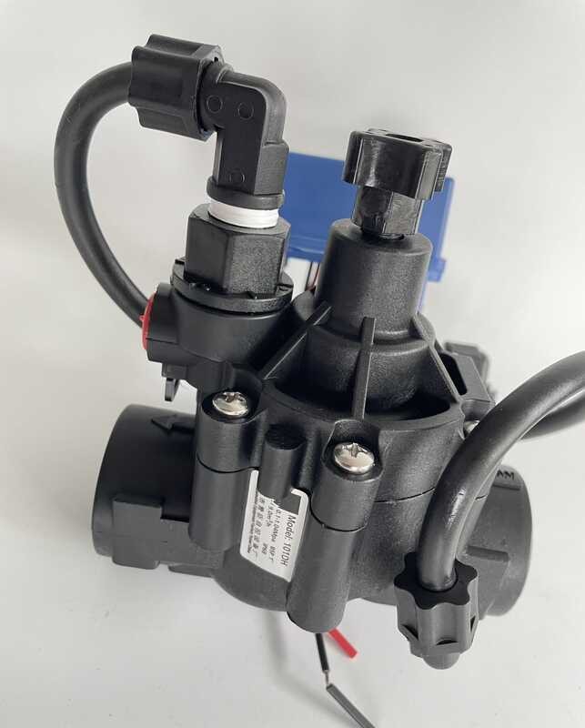 Small caliber pulse solenoid valve with manual switch and flow ...