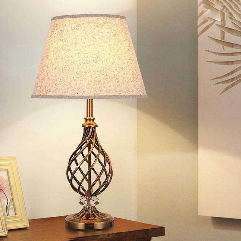 Ng American Maglikha Industrial Iron Crystal Table Lamp Simple Design ...