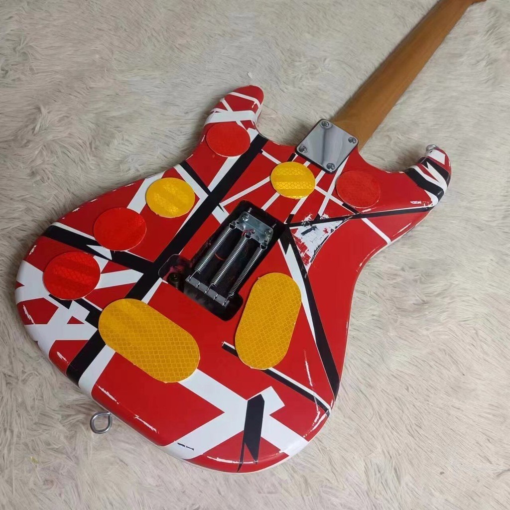 Relic EVH Eddie Van Halen Striped Series Frankie Red White Black ...