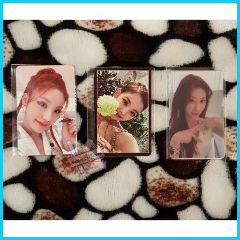 ∈ ∏ Itzy Guess Who Photocard Pob Itzy Hello82 Shopee Thai Synnara Yeji