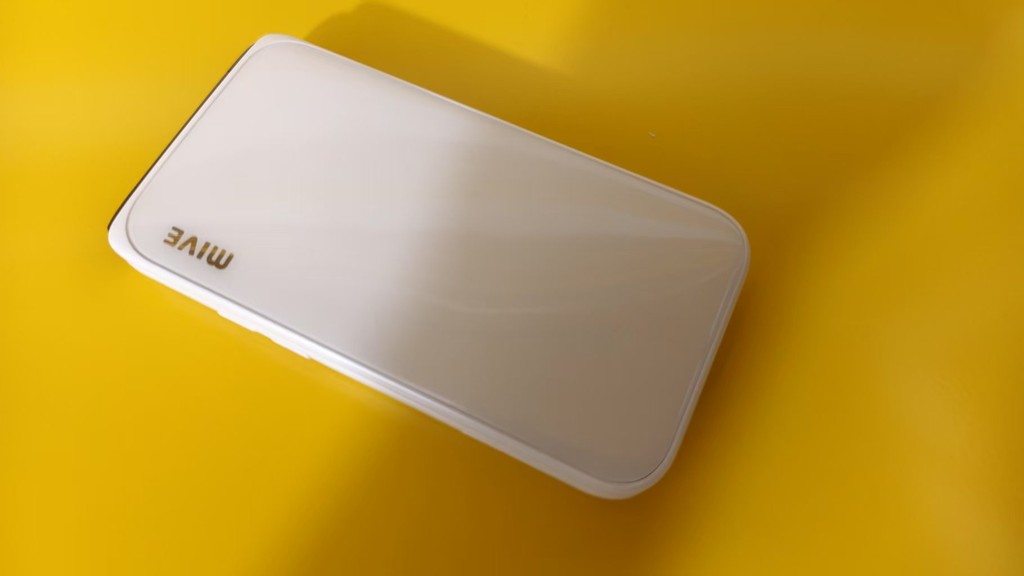 ALT MIVE Style Folder AT-M120 32GB LTE/4G Android 12 Touchscreen Smartphone Used 95% new ...