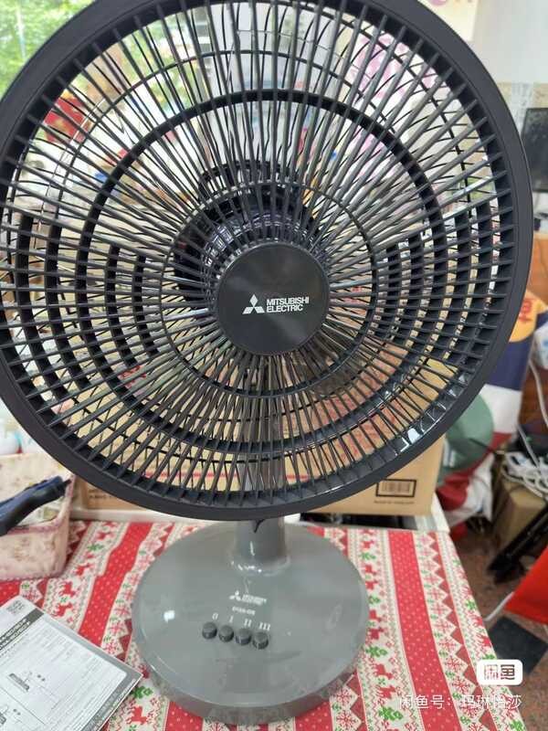 Hong Kong Mitsubishi D12A-GB electric fan 30cm button type made in ...