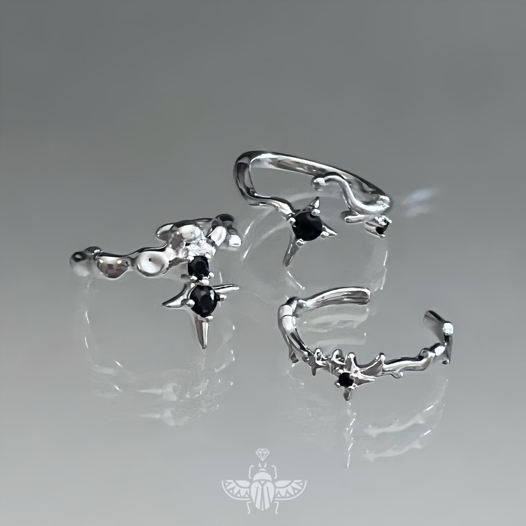 Black gemstone star shaped irregular ring, niche design, alien opening ...