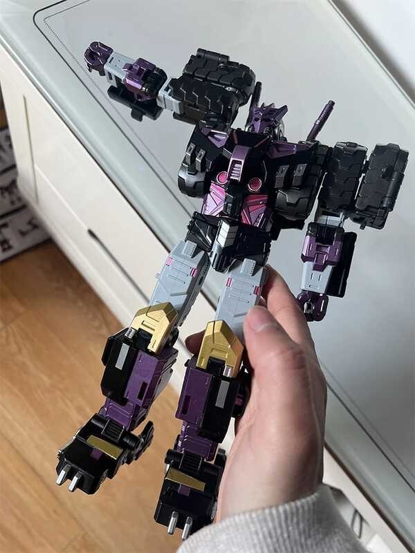 Stock Transformation Djd-01 Idw Tarn Captain Figure Metal Action Statue ...