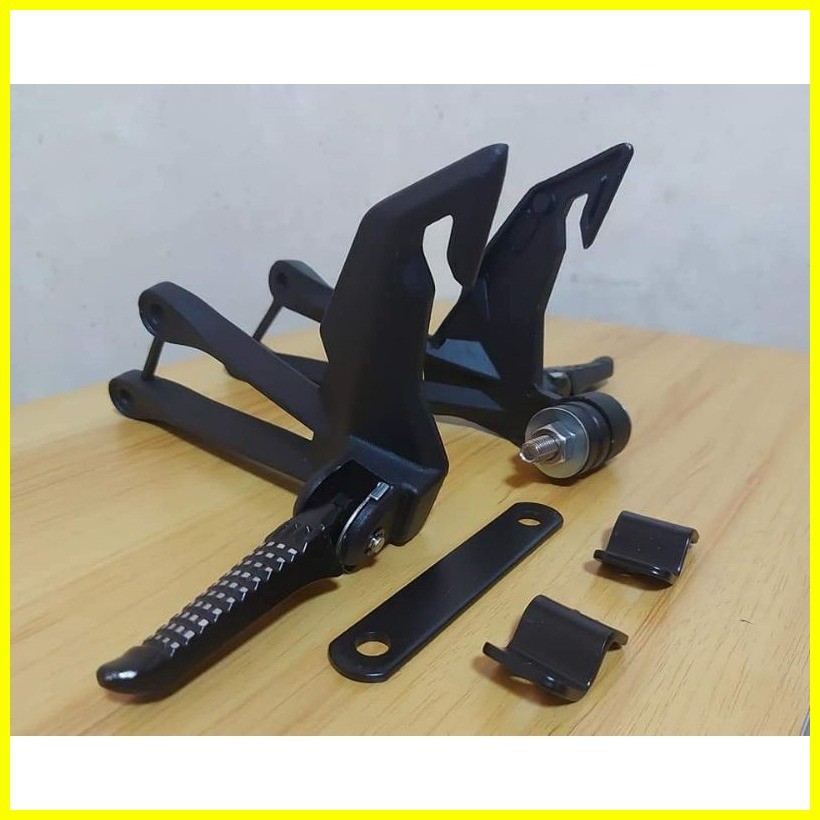 Z1000 Passenger Footrest Set with Pipe Bracket Plug n Play For ...