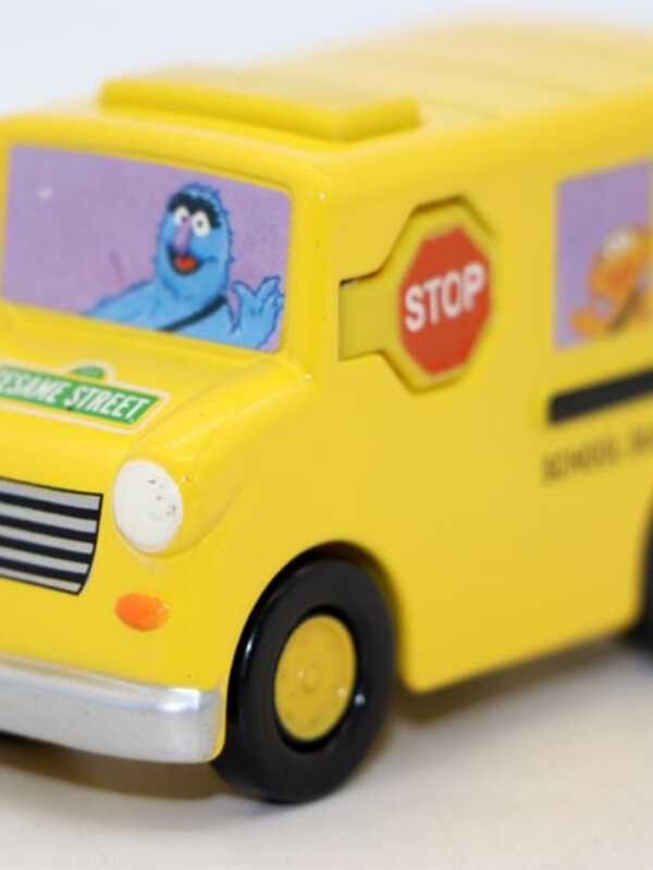 Cartoon Toy Sesame Street Fire Truck Helicopter Bus School Bus Toy Car ...
