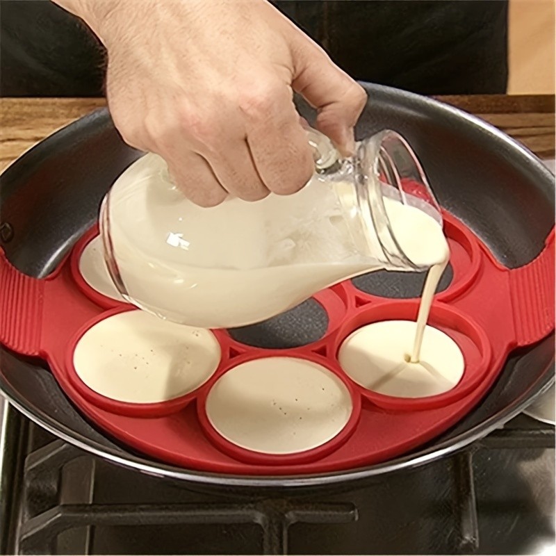 Silicone Pancake Mold 7-Circle Non-Stick Flip Cooker BPA-Free Heat ...