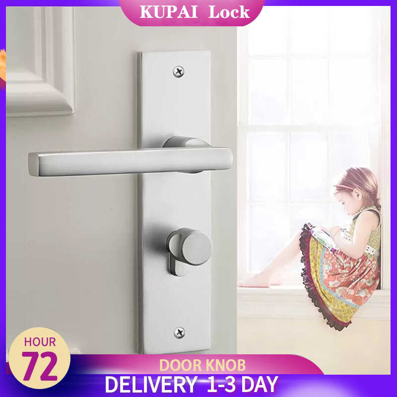 Ang walang galaw bakal sa loob ng bahay tahimik matatag kahoy silid ...