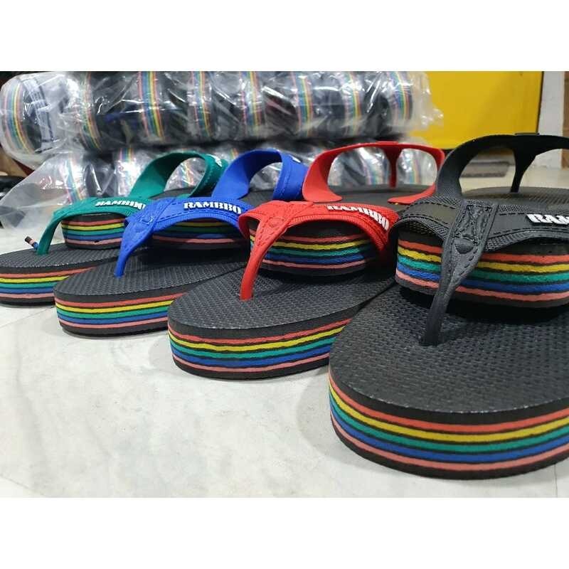 Ang orihinal na Rambo Slippers (UNISEX) ay naglalagay ng PAA SA ...