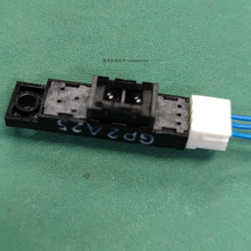 GP2A25J000 Japanese Sharp origin diffuse reflection photoelectric ...