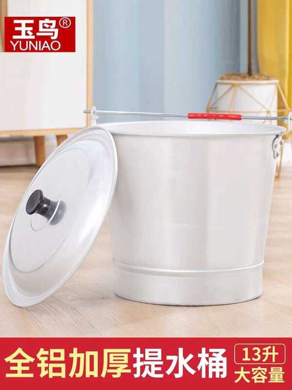 Lumang estilo portable bahay storage makapal sa labas ng tubig ...