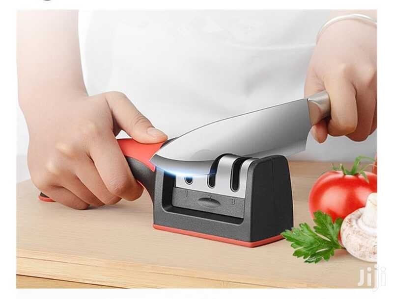 3 Stage Type Quick Sharpening Tool Knife Sharpener Handheld Multi-Function na may Non-Slip Base ...