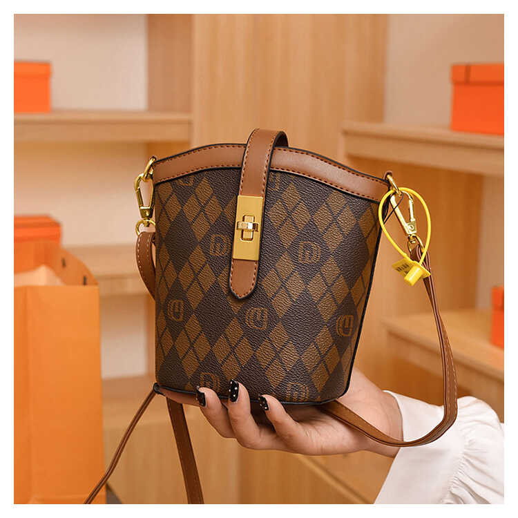 11 Bagong Bagong Makabagong Paglalakbay Bucket Ng Mga Kababaihan ...