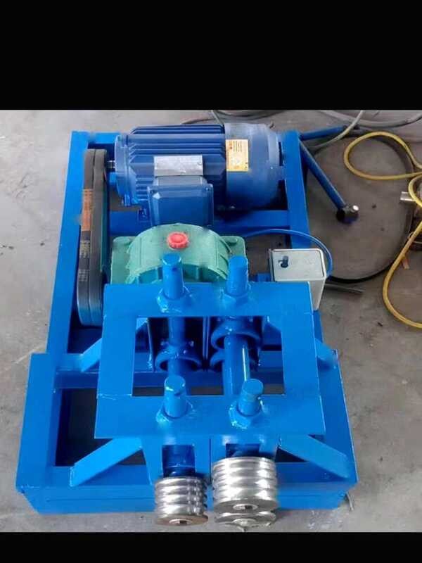 卐 Electric Steel Bar Manual Square Tube Angle Rolling Machine, Flat ...