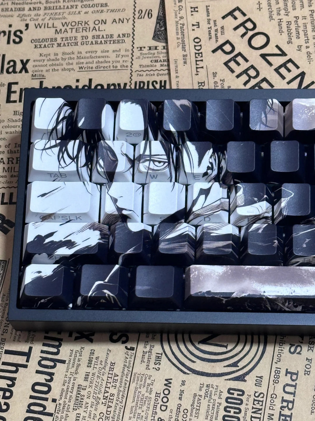 Levi Ackerman Keycap Cherry Profile 134 Keys PBT Five-sided Dye ...