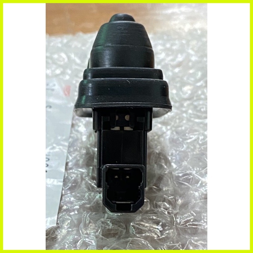 ๑ ℗ Isuzu Genuine Parts Door Switch: Isuzu Dmax, Alterra, Mux | Shopee ...