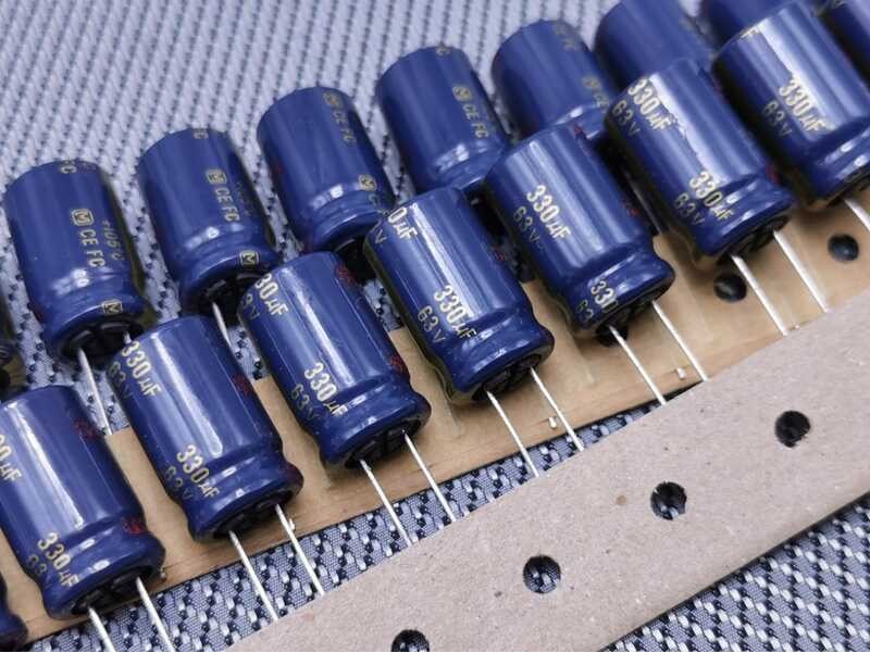 ZXH Matsushita Capacitor FC 63V330uf 12.5X20mm Ultra Mababang Internal ...