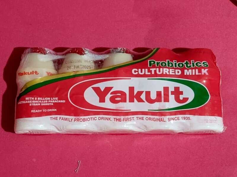 Yakult 5Pcs Probiotics Cultured Milk Drink Sold Per Pack (5Pcs Per Pack) | Shopee Philippines