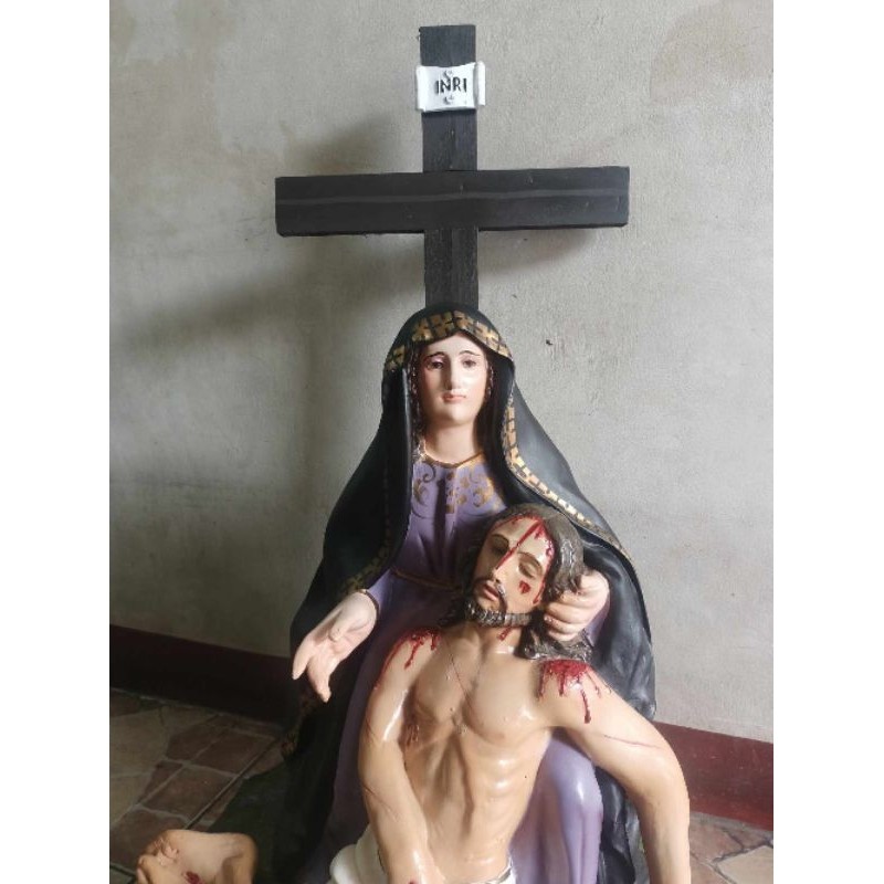 La Pieta statue.base to cross 3ft | Shopee Philippines