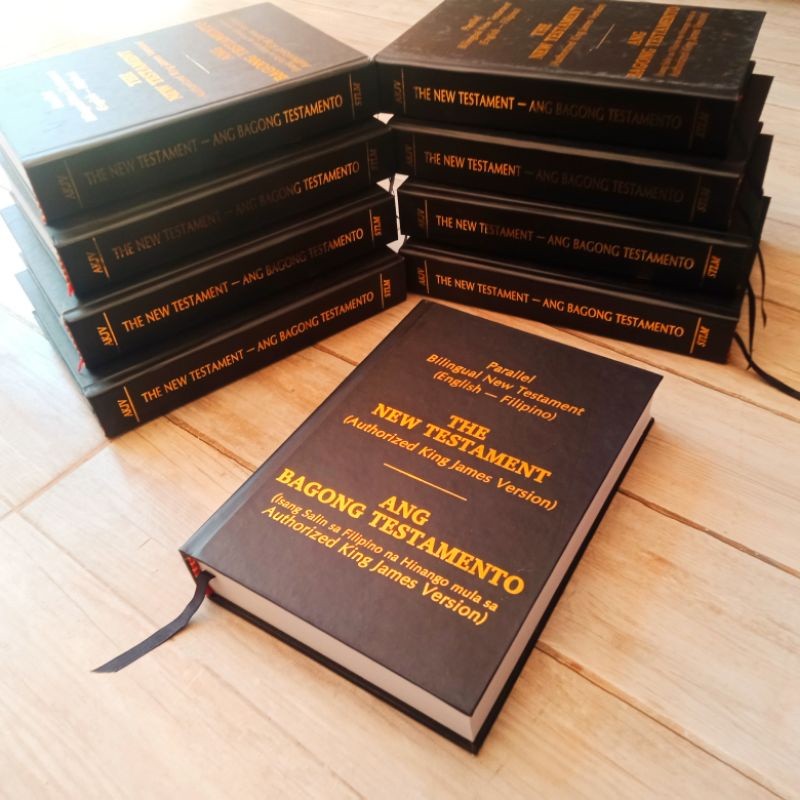 HOLY BIBLE English-Tagalog KJV Hardbound New Testament Ang Biblia ...
