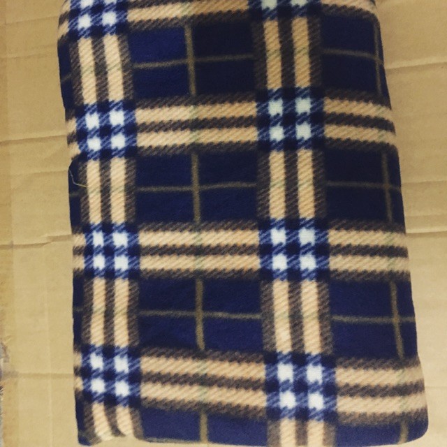 Quality Checkered Fleece Blanket 190x150cm | Shopee Philippines