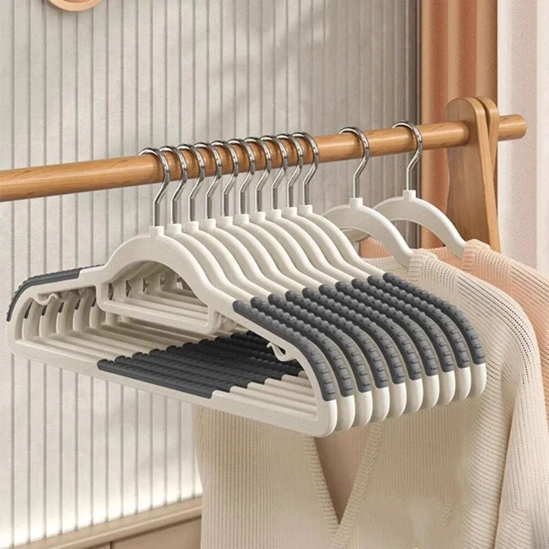 Non Slip Clothes Hanger Heavy Duty Plastic 360° Swivel Hook Thin ...