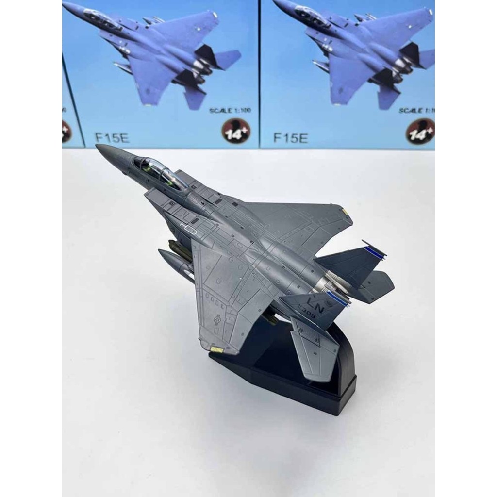 Amer 1/100 US Army F-15E Strike Eagle Fighter Bomber Alloy Simulation ...