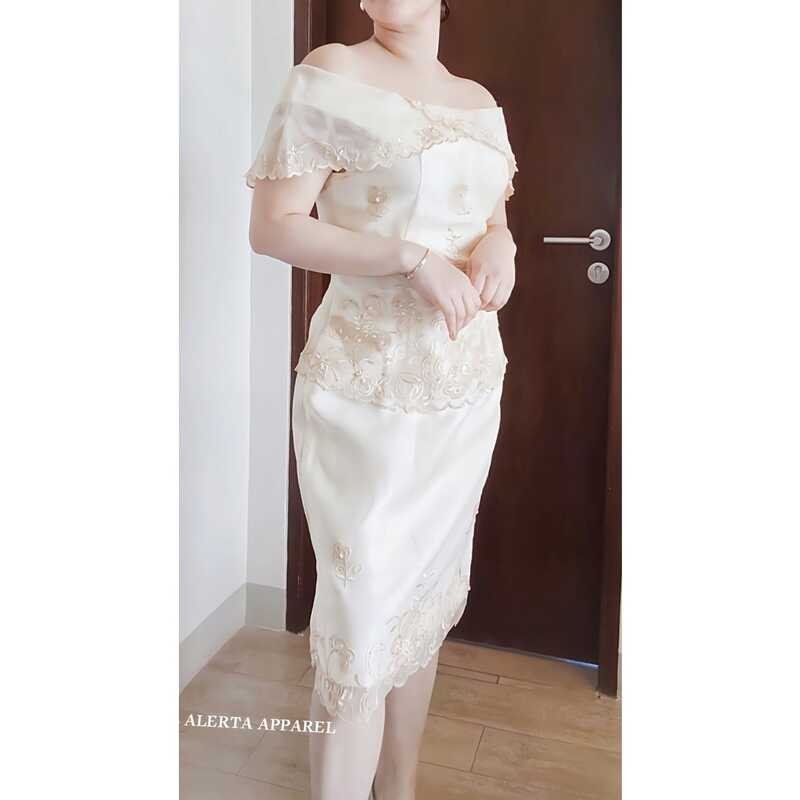 & Bagong MODERN FILIPINIANA BARONG Mataas Na Kalidad OFF SHOULDER Damit ...