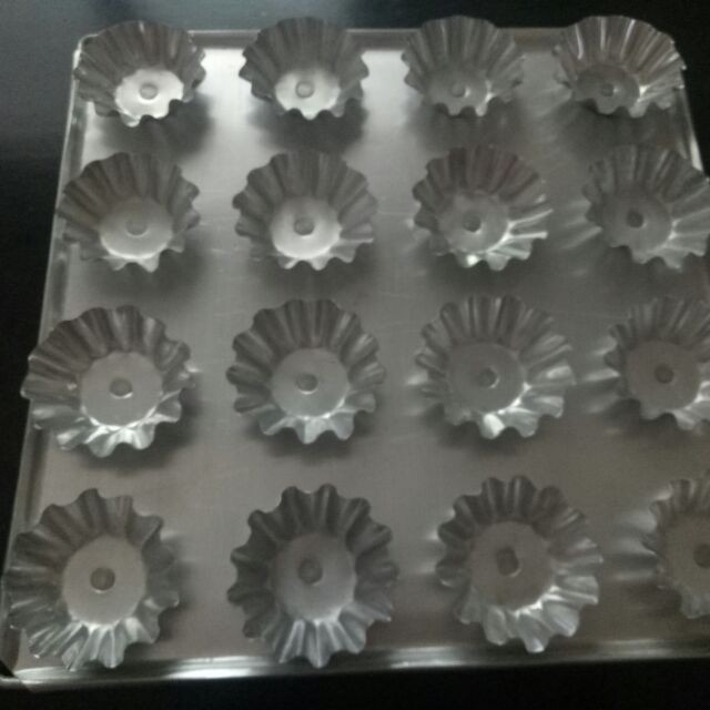 Macaroon Pan by 16s (aluminum) | Shopee Philippines