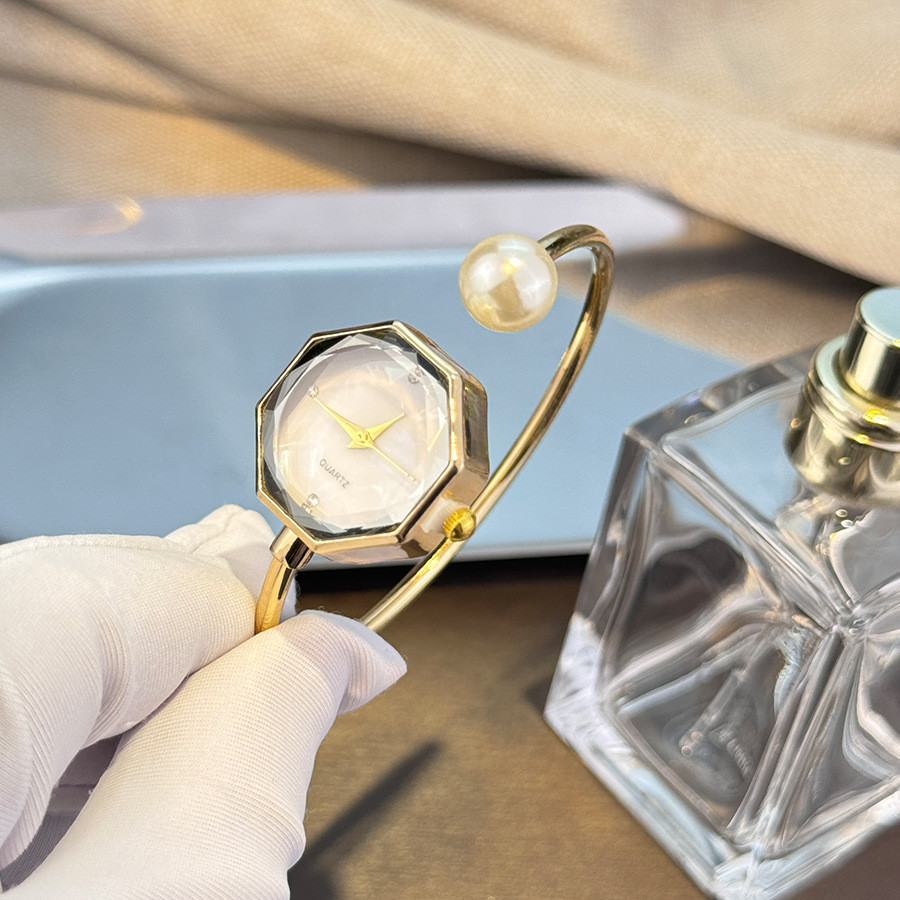 2025 Women's Watches Luxury Fashion Small Dial Bracelet Watch Vintage ...