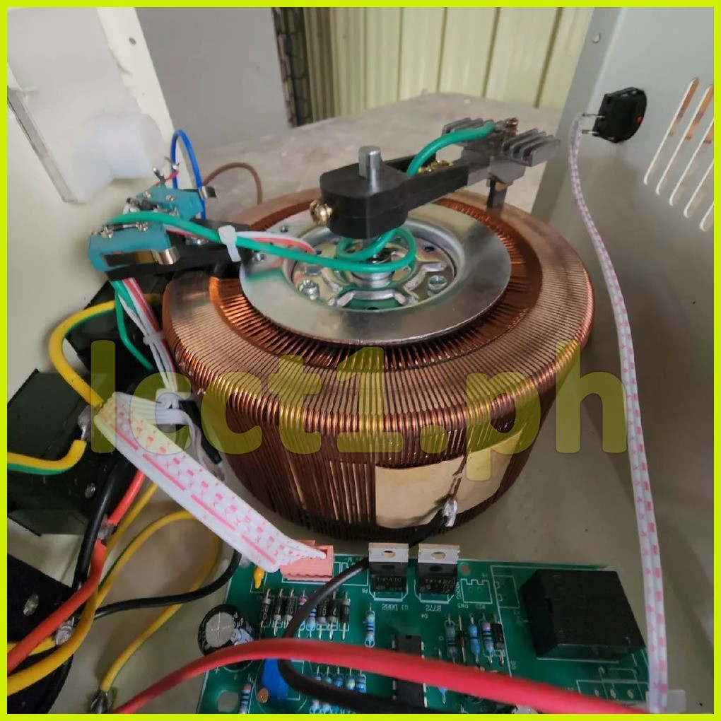 1500W AVR Automatic Voltage Regulator 1500VA Servo Motor Type 1.5KVA ...