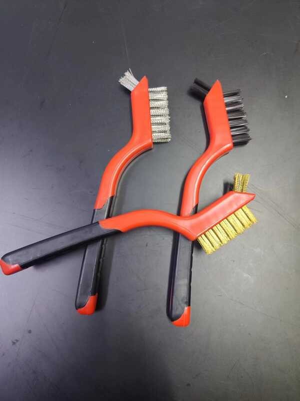 2025 Paglilinis pindutan wire na may curved handle para sa kalawangin ...