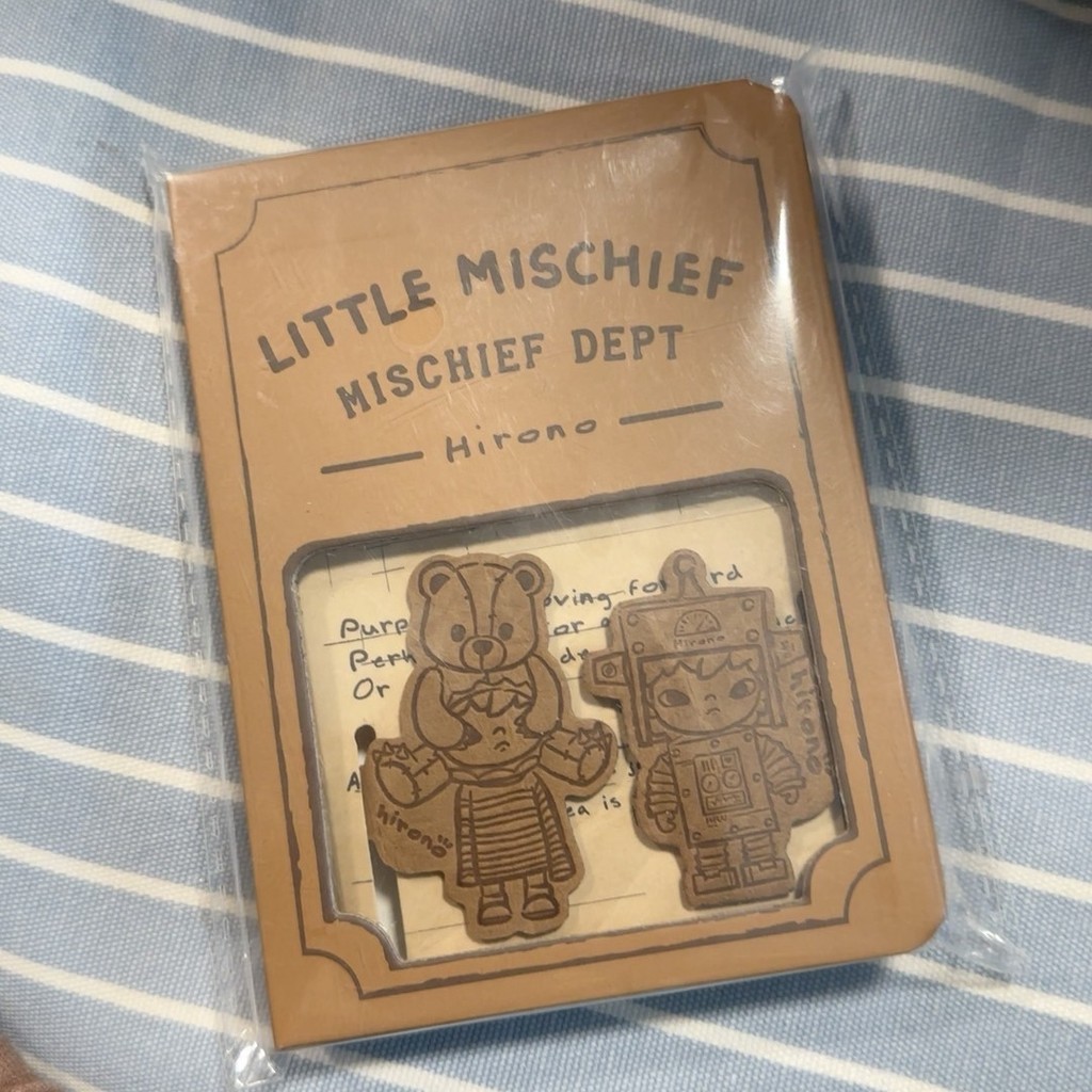 Popmart popmart popmart Hirono Hirono Ono Little Messenger Bad Series ...