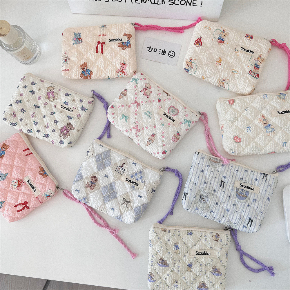 Cute Cartoon Quilted Quilted Quilted mini Storage Bag Soft Portable ...