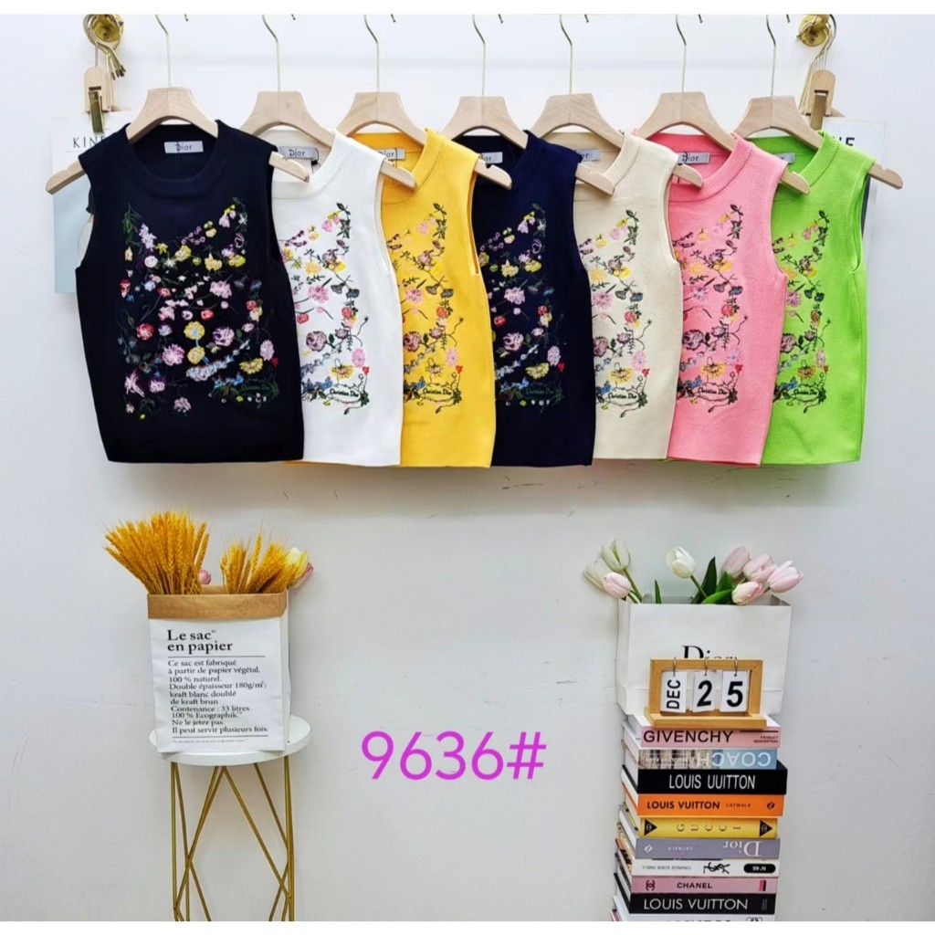 AS ELEGANT New Classic Authentics Sleeveless Knitted semi crop Top ...