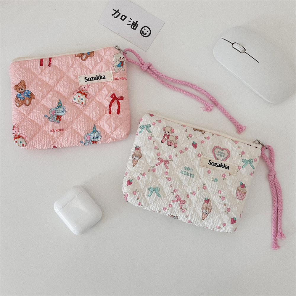 Cute Cartoon Quilted Quilted Quilted mini Storage Bag Soft Portable ...