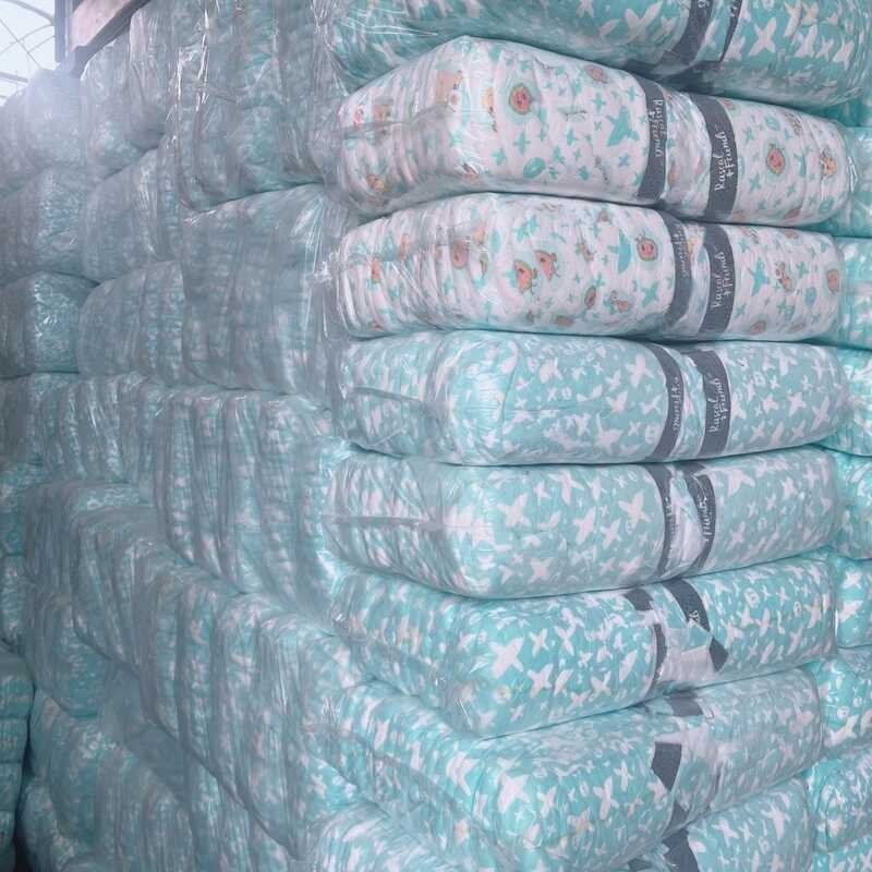 Rascal and Friends 50pcs tape diaper Repacked Grade B Clear 50's per pack Newborn Small Medium ...