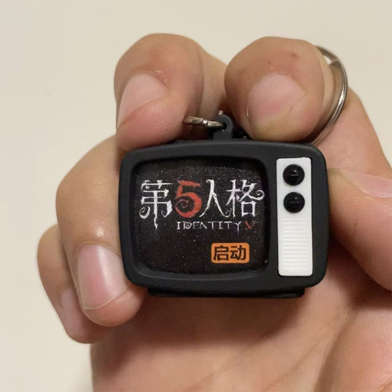 Horror Atmosphere TV Keychain Creative Mini Television Keyring ...