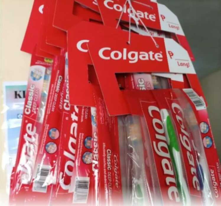 Toothbrush - Economy Travel Portable Soft Toothbrush (Eagle/Colgatte ...
