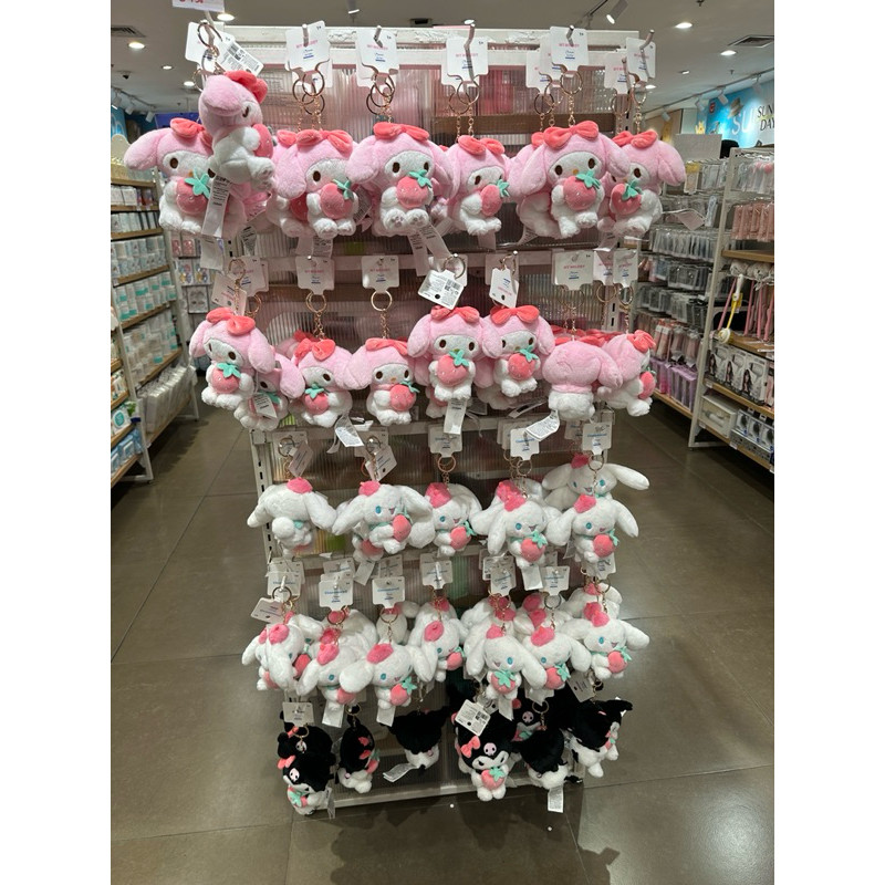 MINISO x Sanrio Characters Strawberry Collection (5 inches) Plush Bag ...