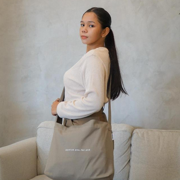 GOTCHU PARTY BAG / MESSENGER BAG | Shopee Philippines