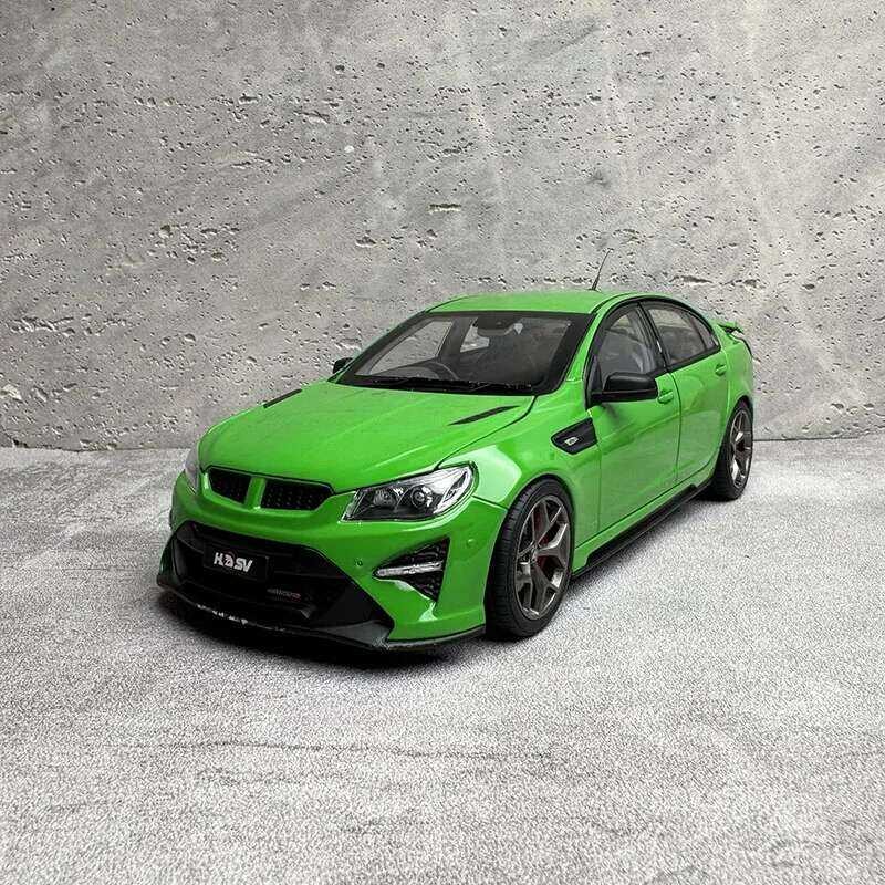 A Biante1： 18 Horton HSV GTSR W1 Simulation Sedan Door Opening Alloy ...