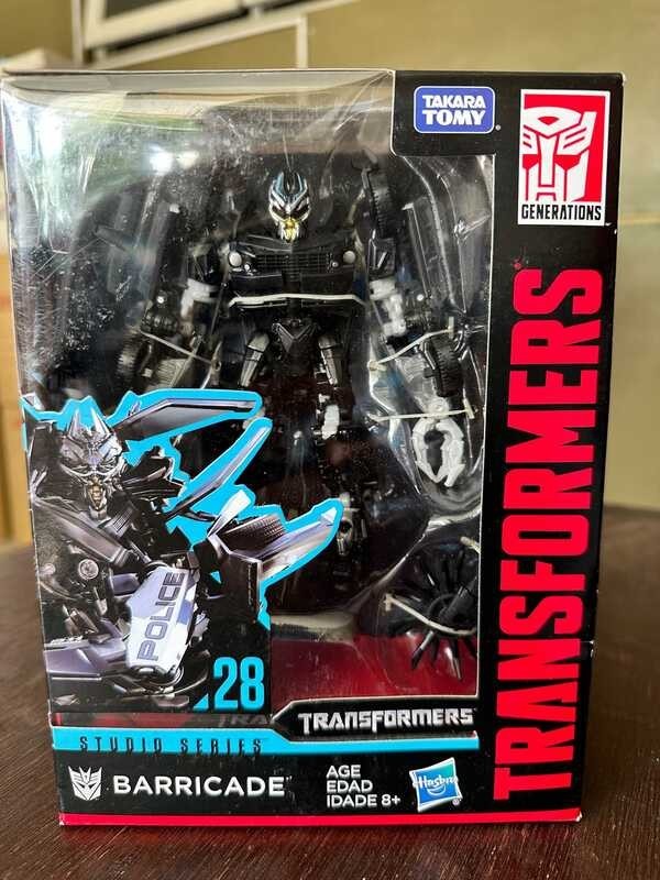Transformers Studio Series 28 BARRICADE Deluxe New in Box | Shopee ...